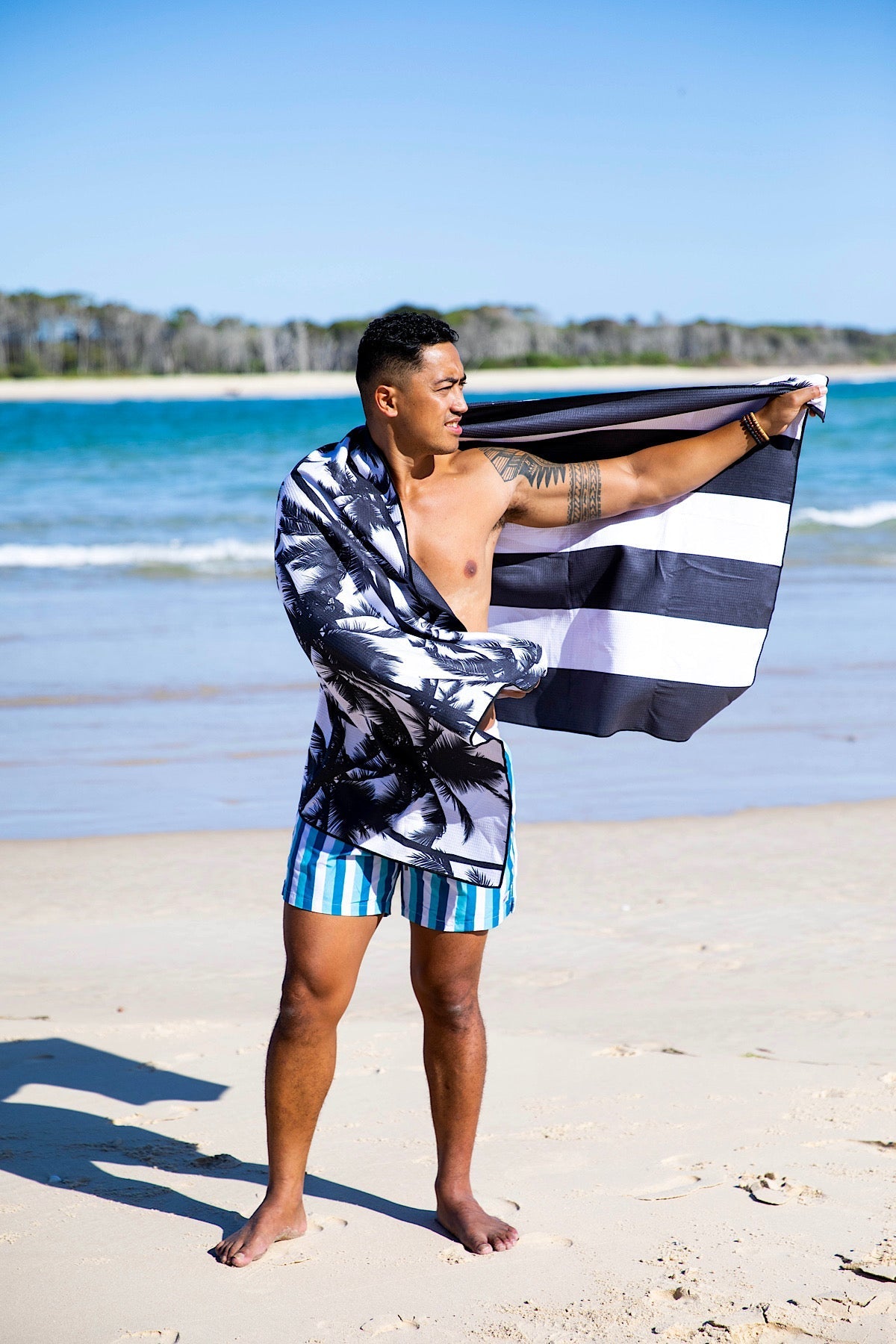 Palm Tree Beach Towel | Oversized | Cheeky Winx